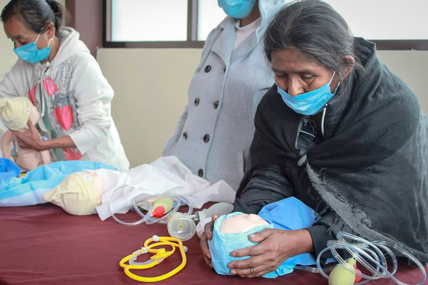 Parteras tradicionales: pieza clave para atención de embarazadas en ...